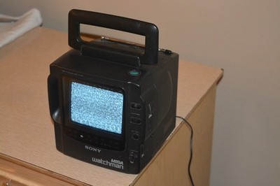 Vintage Sony Mega Watchman FD-525 CRT TV w/ AM/FM Radio Tuner tested ...