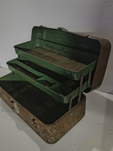 UNION Steel Vintage Metal 2-Tray Tackle Box or Tool Chest w/ Handle ...
