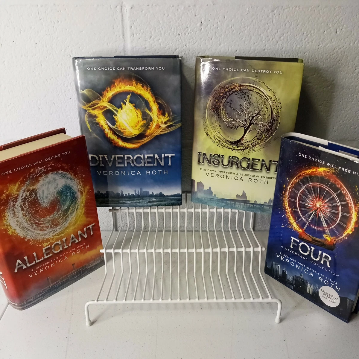 Four Divergent Book Cover