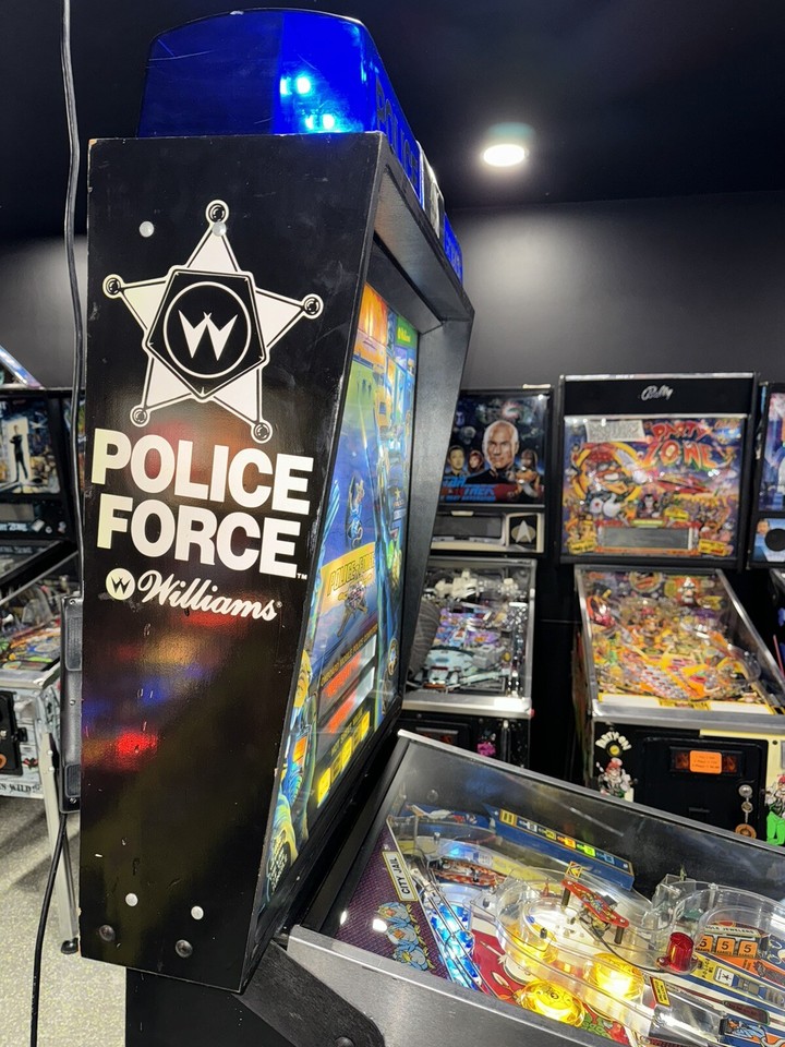 Police Force Pinball Williams 1989 LEDS Free Ship Orange County ...