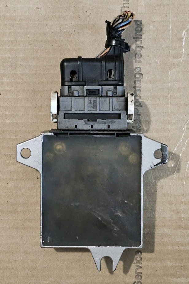 2010-2011 Mazda 3 Transmission Control Module Unit TCM TCU L539 18 9E1 ...