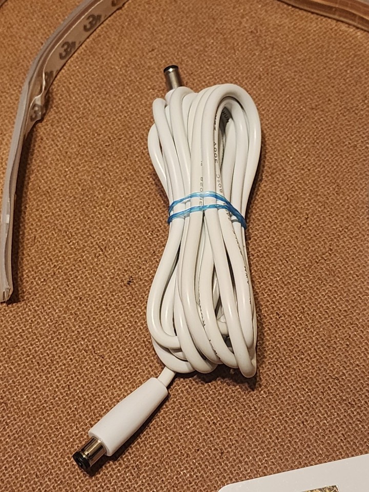 PHILIPS HUE AMBIANCE LIGHTSTRIP 71901A WITH ATTACHED CONTROLLER + POWER ...