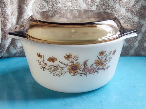 Mint 3 qt Vintage Pyrex Country Autumn Milk Glass Casserole Lid Made In ...