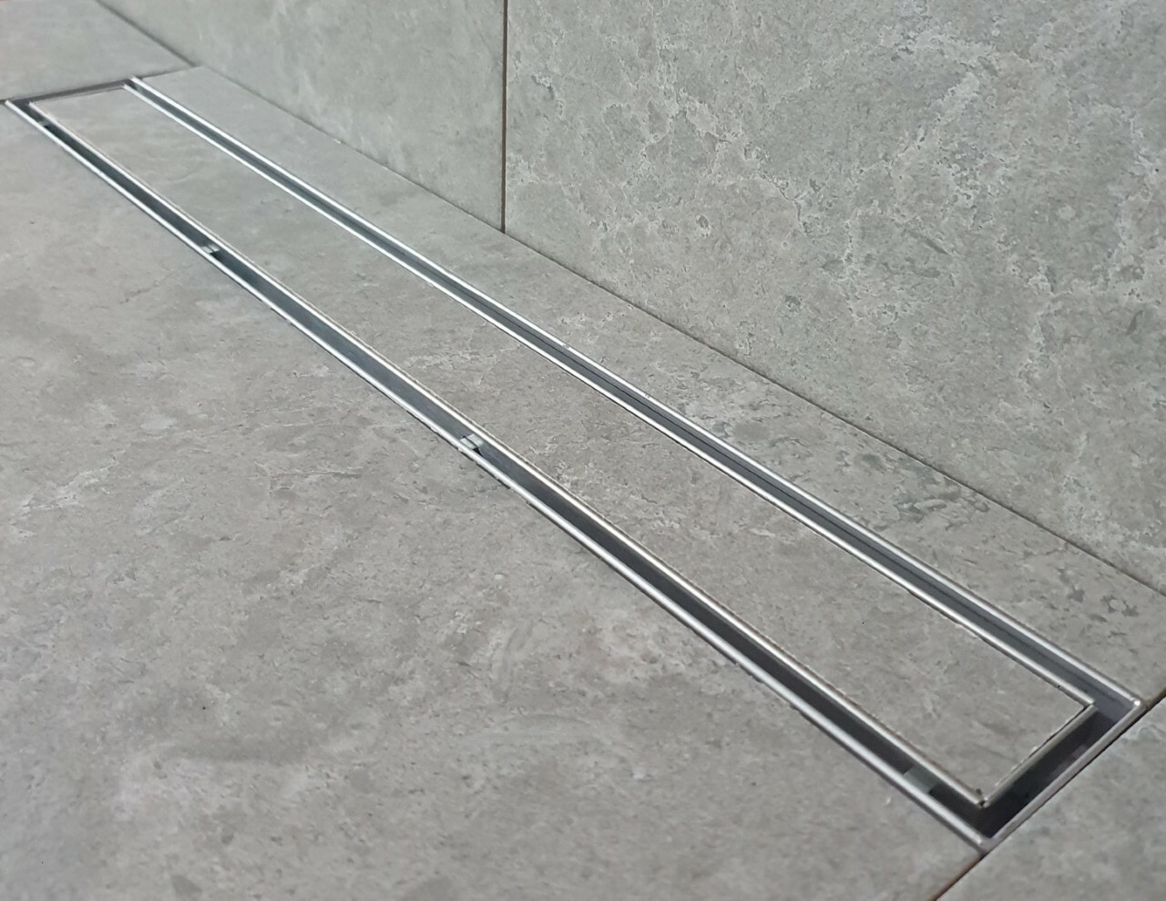 Wet Room Kit, Linear Tray with Gulley close to wall 30mm Tray, Split ...