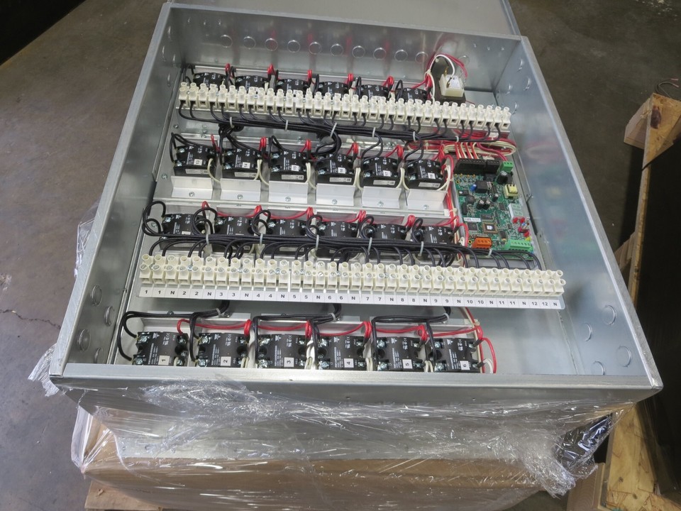 Parker Micro Thermo Technologies CP-SSR-20-24 Thermo Control Cabinet | eBay