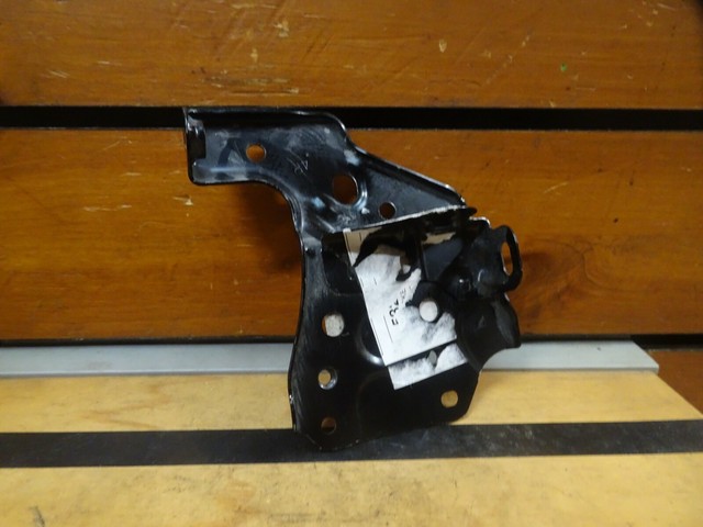 Lexus 5324553030 Genuine OEM H'lamp Bracket for sale online | eBay