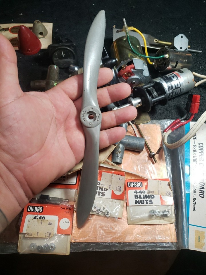 Vintage Gas Powered Model Airplane Engines & Parts Other STUFF | eBay