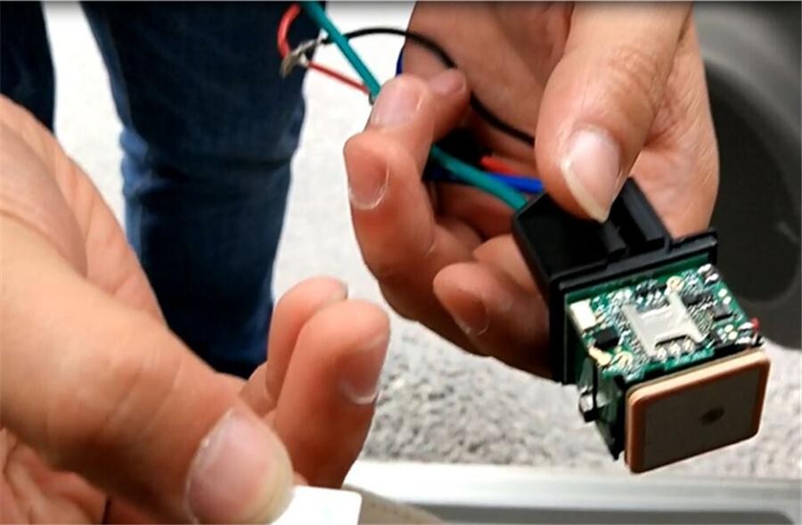 Real-time GPS Tracker GSM Locator Car Hidden Tracking Anti-theft ...