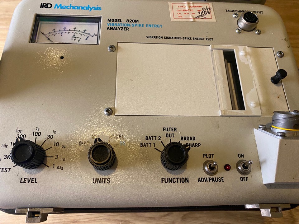 IRD Mechanalysis 820M Vibration Spike Energy Analyzer | eBay