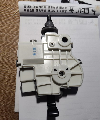 Toyota Fuel Door Lock Actuator 77030-0R010 OEM for 2020-2022 Highlander ...