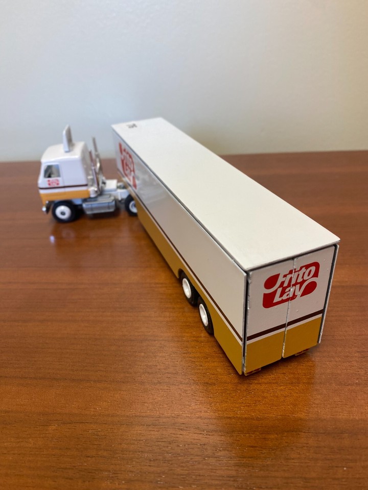 Winross 1:64 Diecast Tractor Trailer Set - Frito Lay | eBay