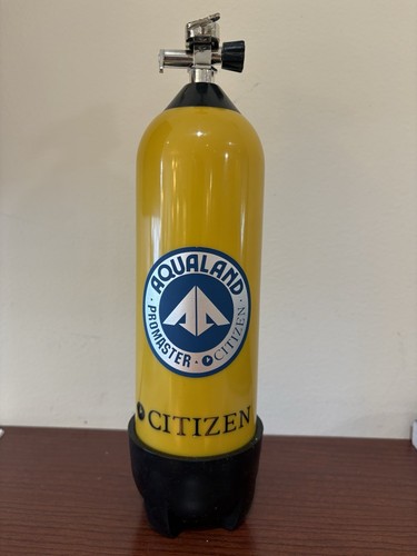 Citizen Aqualand Eco-Drive Yellow Scuba Tank Watch Case Display ...