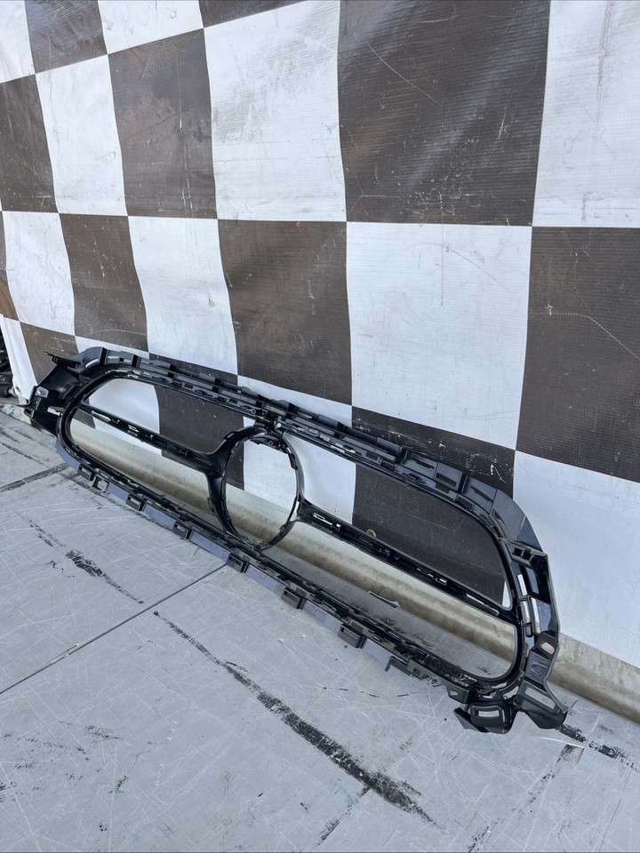 2017 2018 2019 Mercedes Benz E300 E400 AMG Grill Used Oem A213 880 3606 ...