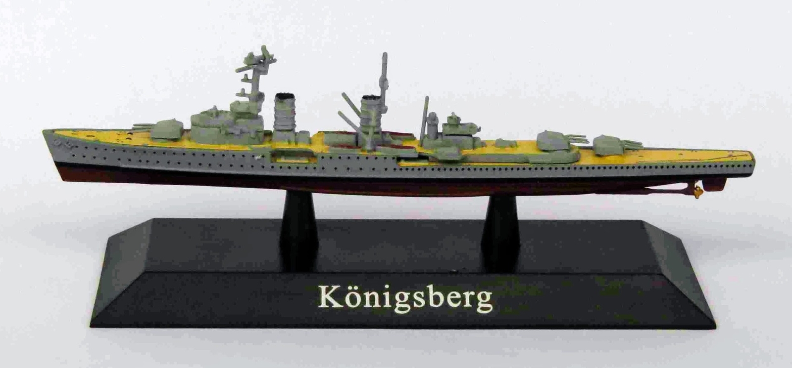 DeAgostini 15 German Light Cruiser Konigsberg 1926 1/1250 Scale Model ...