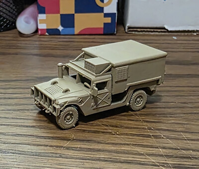 One HO 1/87 scale Humvee w/command/communication shelter, desert tan | eBay