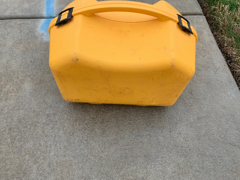 RoboToolz Robo Laser RB01001 Self Leveling Laser with Bundle For Parts ...