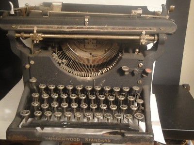 Typewriters - Standard Portable Typewriter