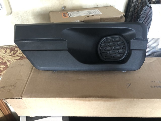 GMC Acadia Lower Right Outer Grille 20982388 Black Genuine OEM GM for ...
