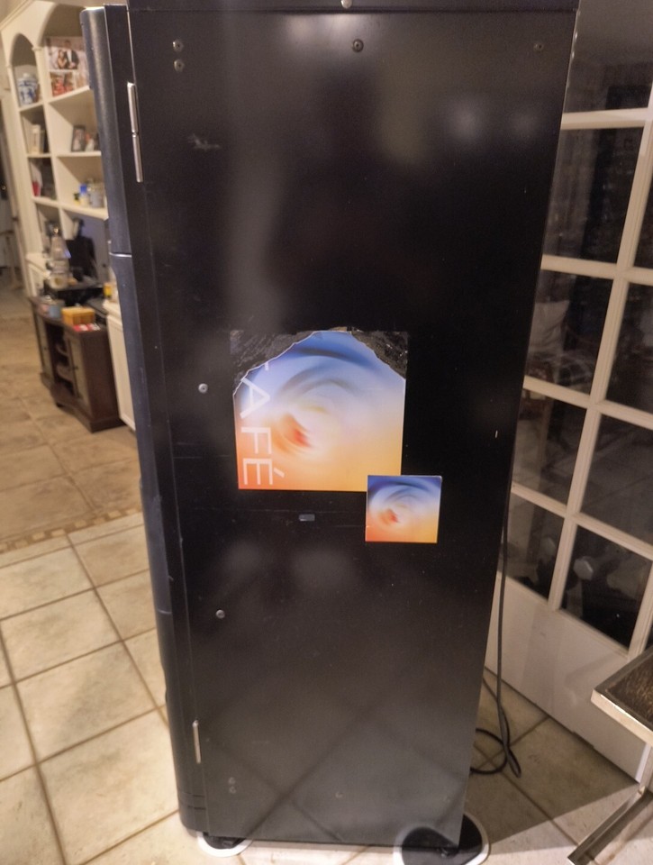 Necta Kikko Gourmet Coffee Vending Machine 12 Oz. cups; will ship but ...