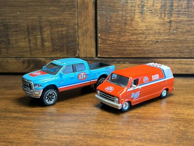 Greenlight STP Dodge Ram Mopar Lot Of Two Ram 2500 B-100 Van Loose Mint ...