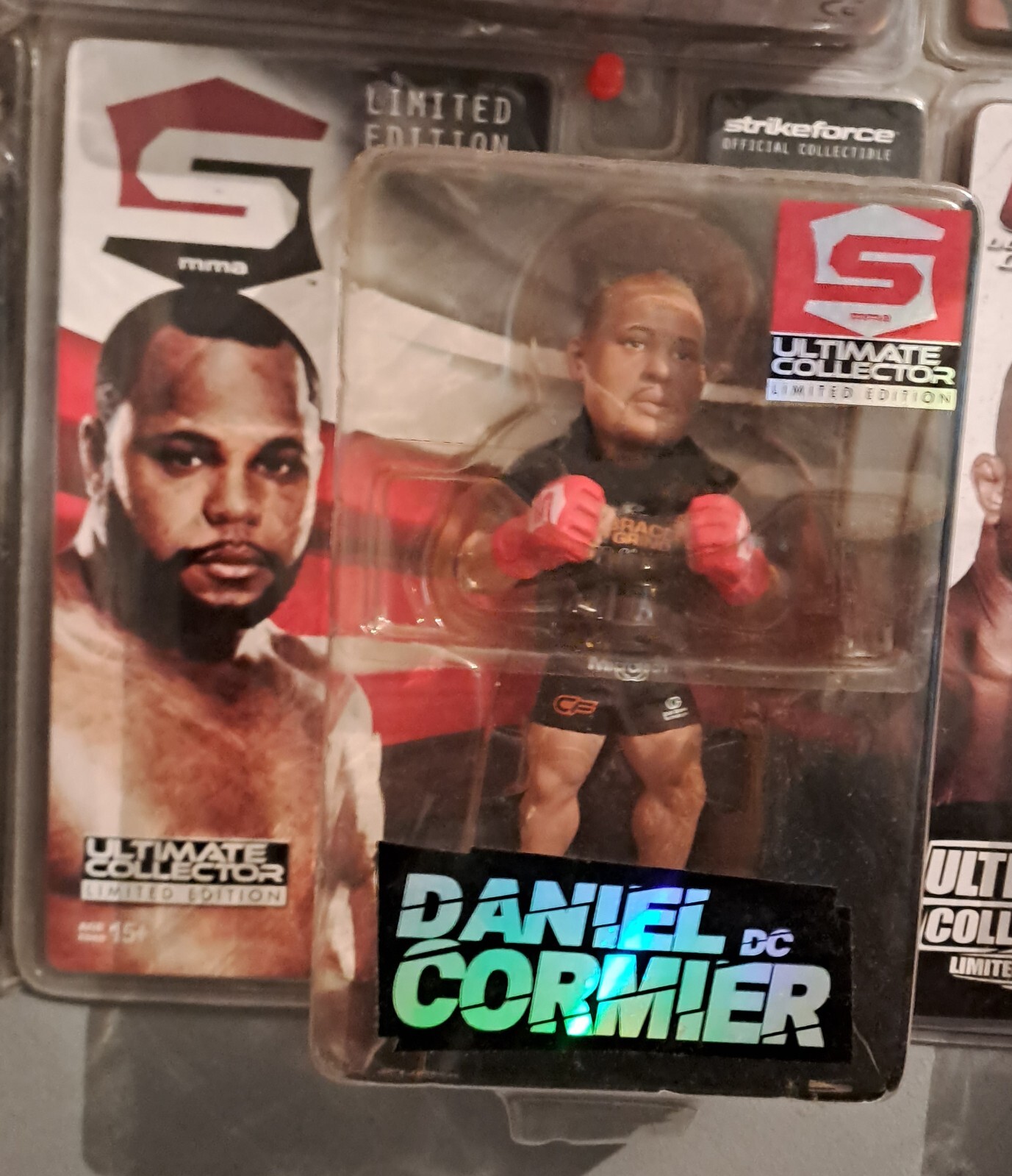 Figurine Strikeforce Daniel Cormier edition limité Round 5 UFC figure ...