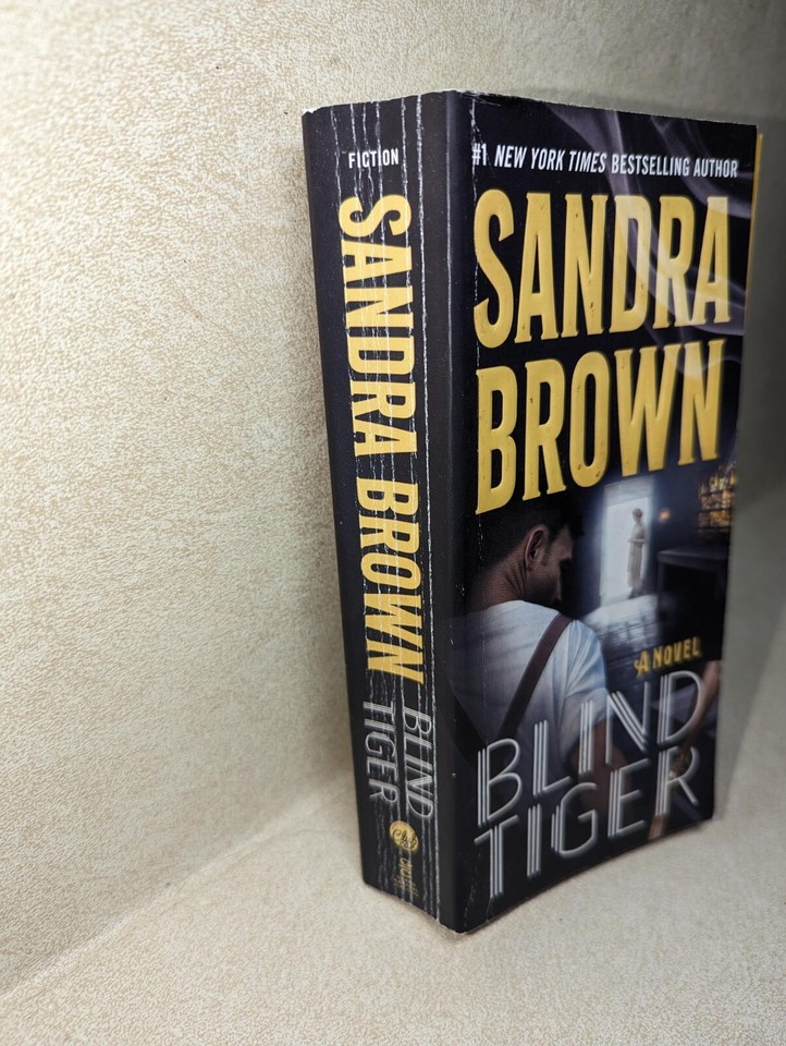 Blind Tiger by Sandra Brown (2022, Mass Market Edition Oversized ...