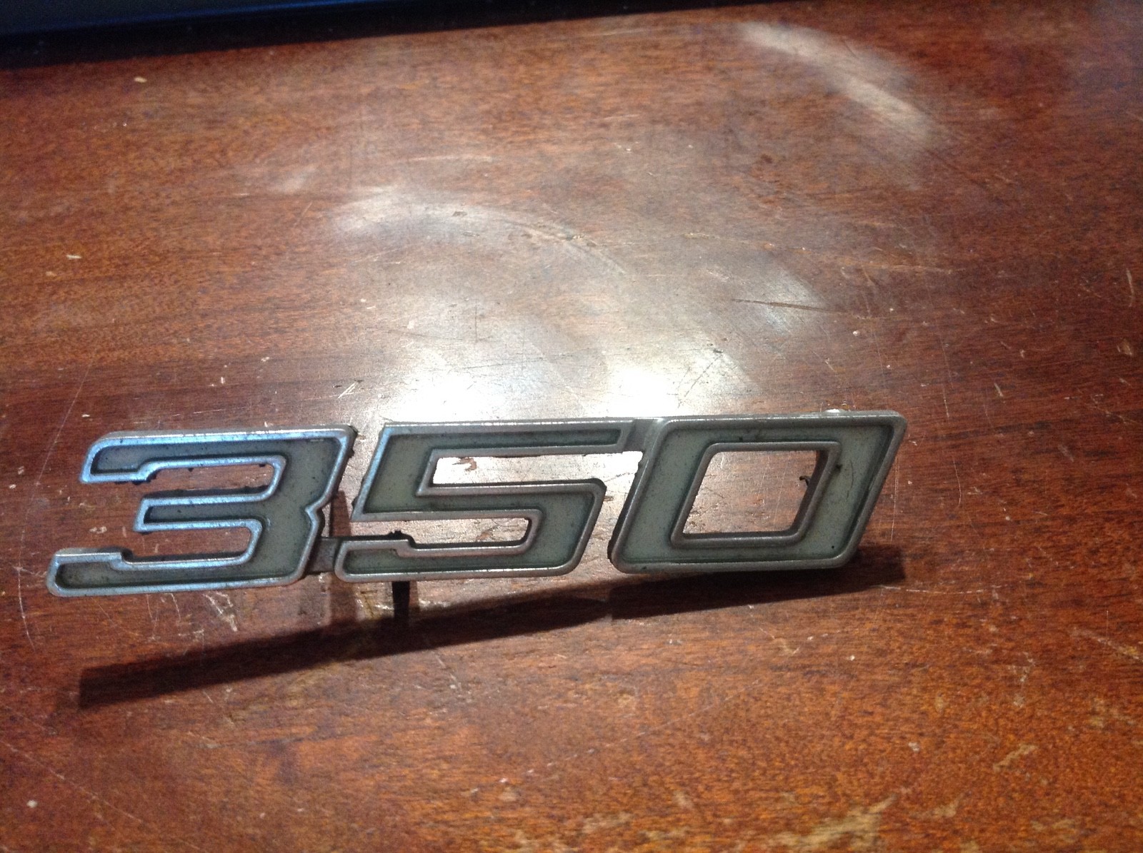 VINTAGE CHEVROLET CHEVY 350 FENDER EMBLEM OEM EMBLEM ORIGINAL EQUIPMENT ...