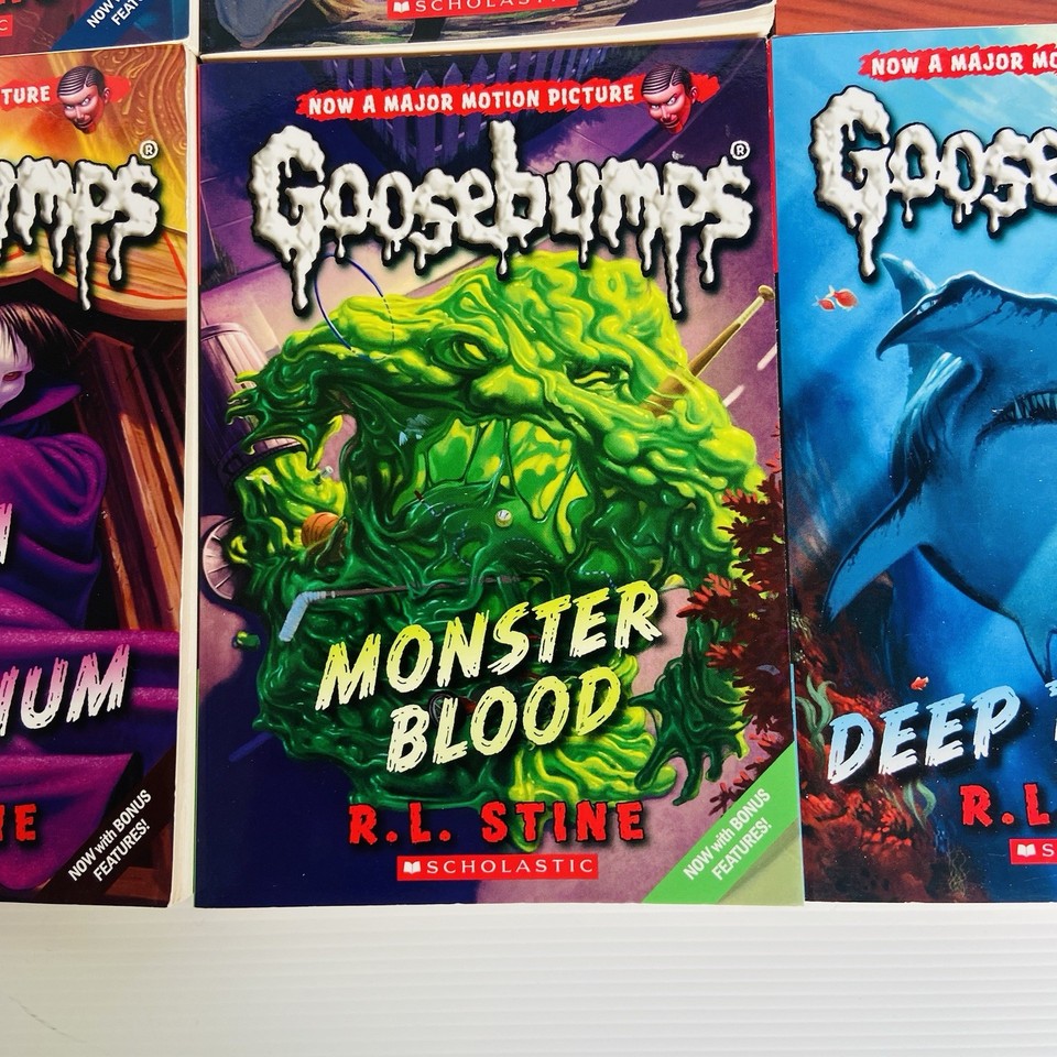 Goosebumps Bundle Of Books x8 Blood Curdling Stories Scholastic R.L ...