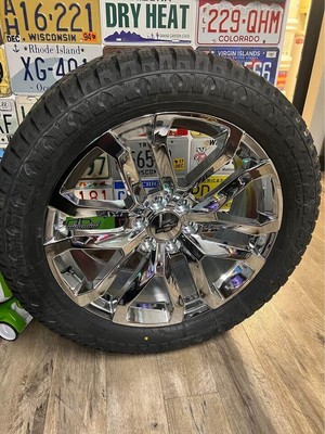 22" Chrome High Country Wheels Rims 33" RT Tires Chevy GMC 33125022 Z71 ...