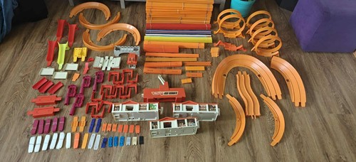 300+ pc's Huge Vintage 1970s Mattel Hot Wheels Redline Track Lot ...