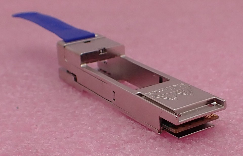 Mellanox Dynamix QSA 40G QSFP+ to 1/10G SFP/SFP+ Adapter MAM1Q00A-QSA ...