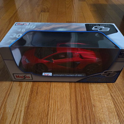 Maisto Special Edition Lamborghini Countach LPI800-4 - Diecast Car, 1/ ...