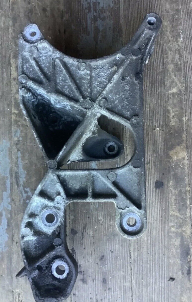 88 - 94 CHEVY GMC TRUCK 4.3 5.0 5.7 ALTERNATOR BRACKET 10233233 | eBay