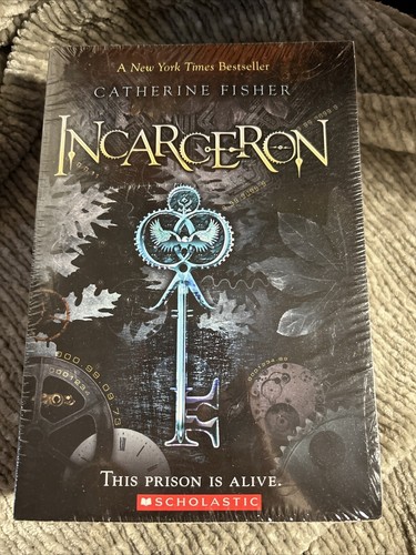Incarceron by Catherine Fisher 9780545400343| eBay