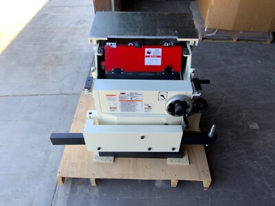 Saws - Professional - 12" Table Saw