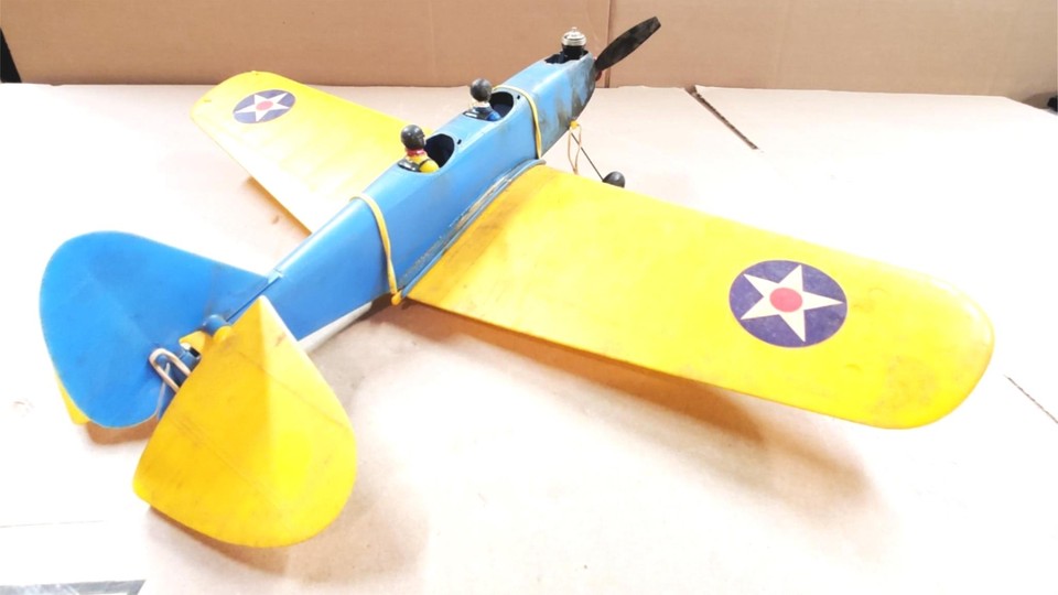 Vtg Cox PT-19 Flight Trainer Airplane Gas Engine Powered Plane Tether ...