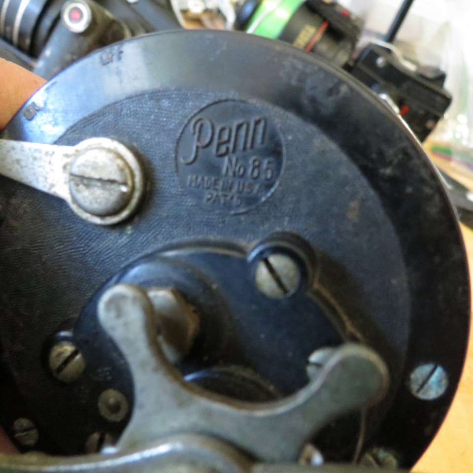 Vintage Penn 85 pat. D fishing reel with vintage tension knob ...