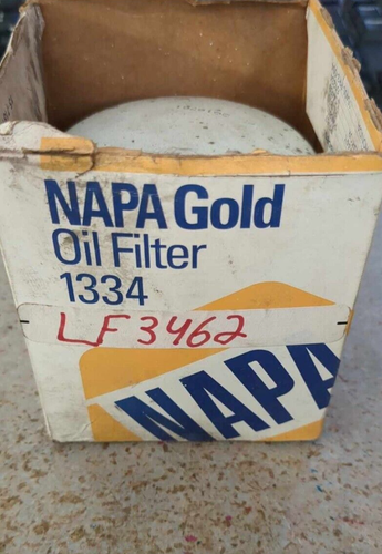 NAPA Gold Oil Filter 1334 Replaces Fleetguard LF3462 White New Old ...