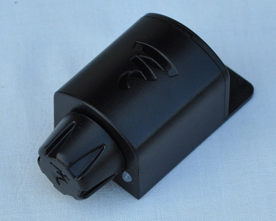 FOCAL ISUB ACTIVE SUBWOOFER 260W MAX + REMOTE CONTROL + HI-INPUT + ISO ...