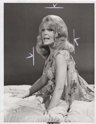 Linda Bennett Celebrity Photo | eBay