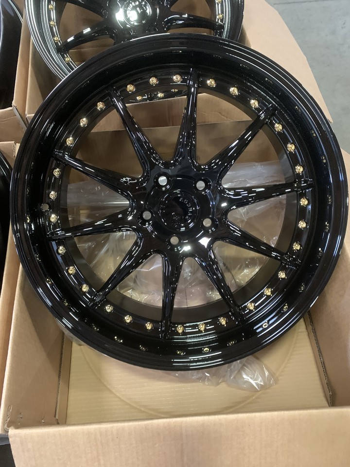 18x8.5 +35 Aodhan DS07 5x114.3 Gloss Black w/Gold Rivets Wheels (Used ...