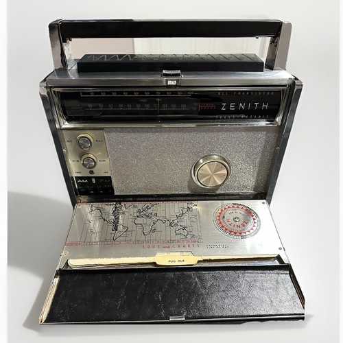 Vintage Zenith Trans-oceanic FM-AM Multiband All Transistor Radio Royal ...