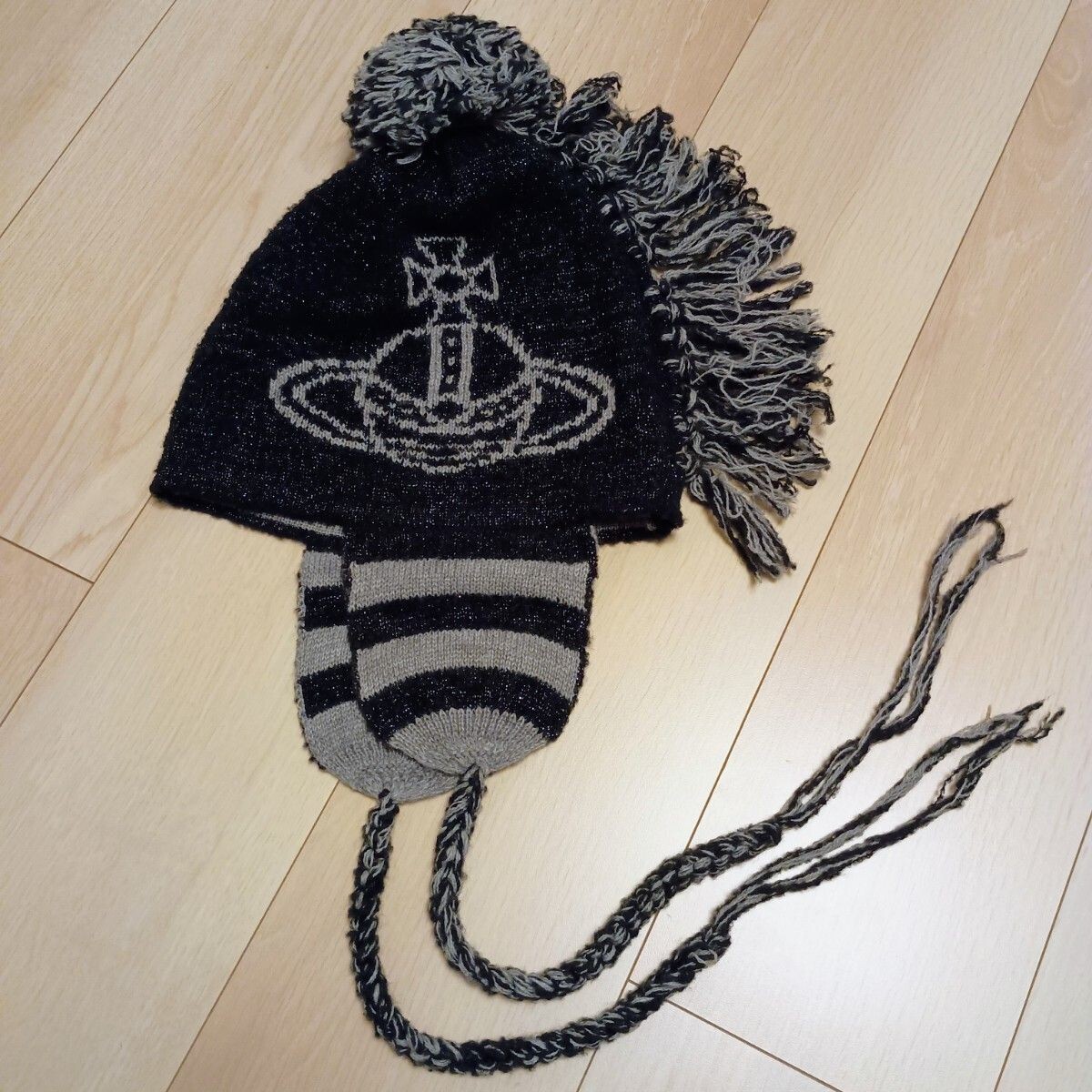 Super Rare Vivienne Westwood Knit Hat Black Made in Japan Super Rare Vivienne Westwood Knit Hat Black Made in Japan