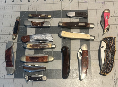 Lot Of 16 Vintage Knives BUCK OLD TIMER UNCLE HENRY Bear & Son Klein ...
