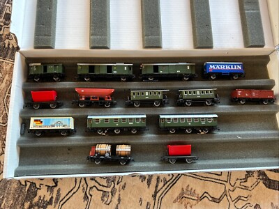 Marklin HO Scale Lot Of 14 Vintage Train Cars Plus Padded Car Case ...