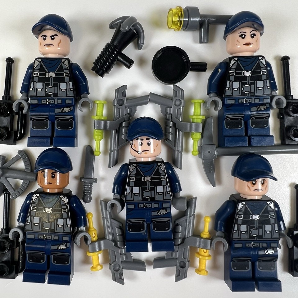 LEGO Jurassic World ACU Trooper Guard Minifigures Lot of 5 w ...