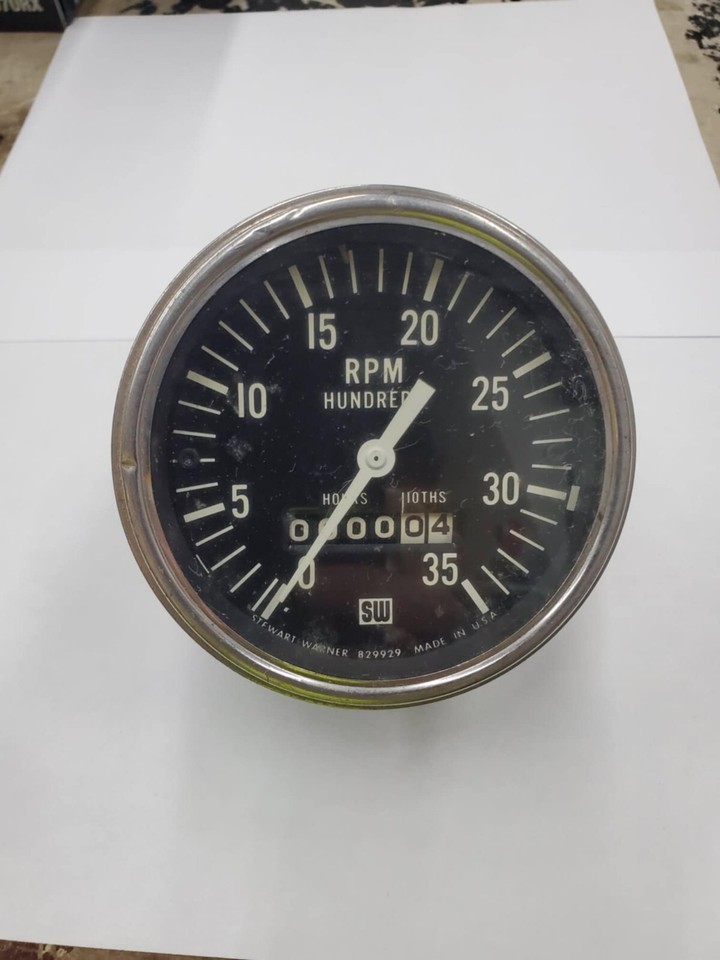Stewart Warner Mechanical Cable Driven Tachometer # 829929 | eBay
