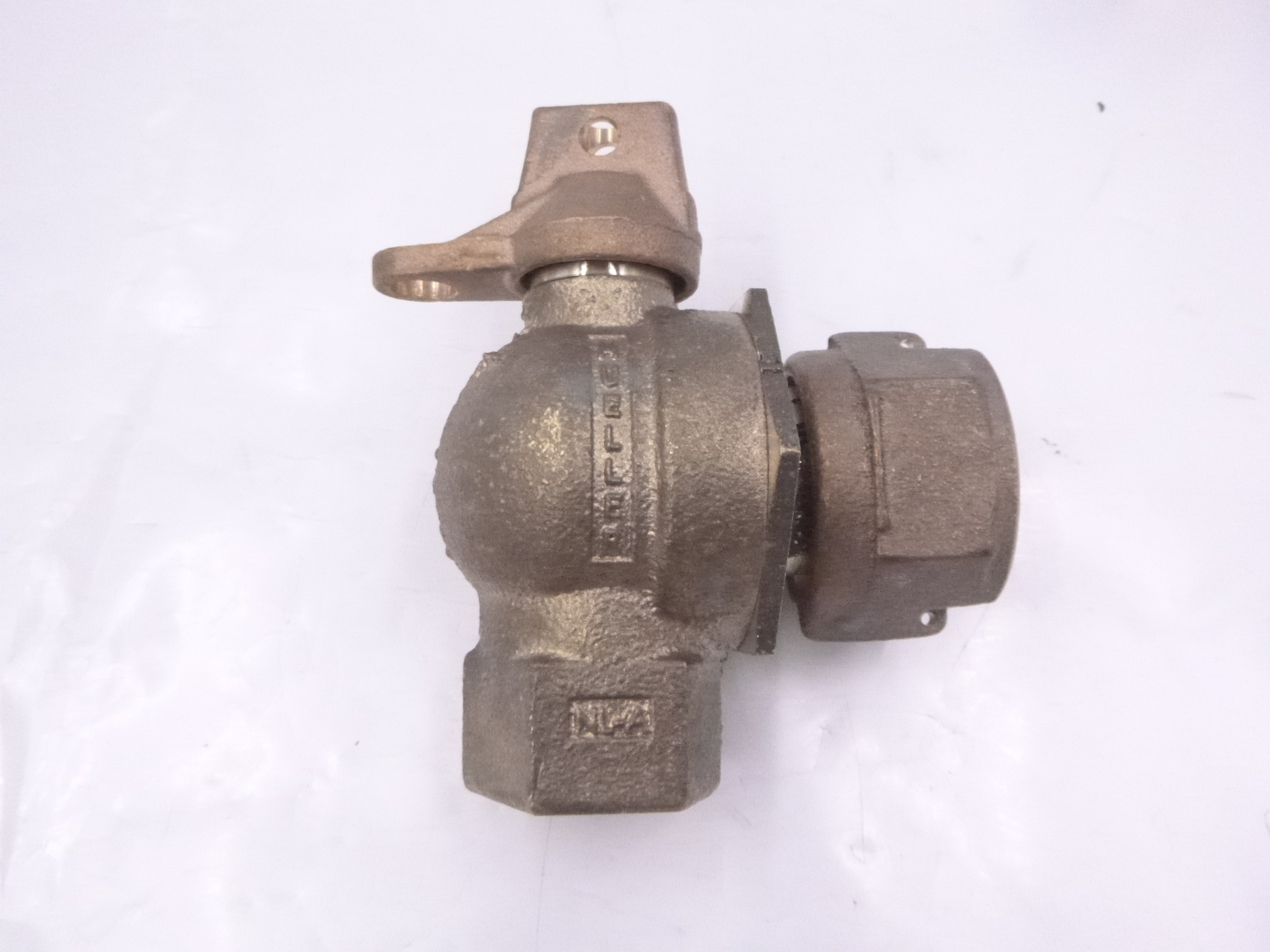 Mueller Co. P-24258N Angle Meter Ball Valve 3/4" x 1" Meter Swivel Nut ...