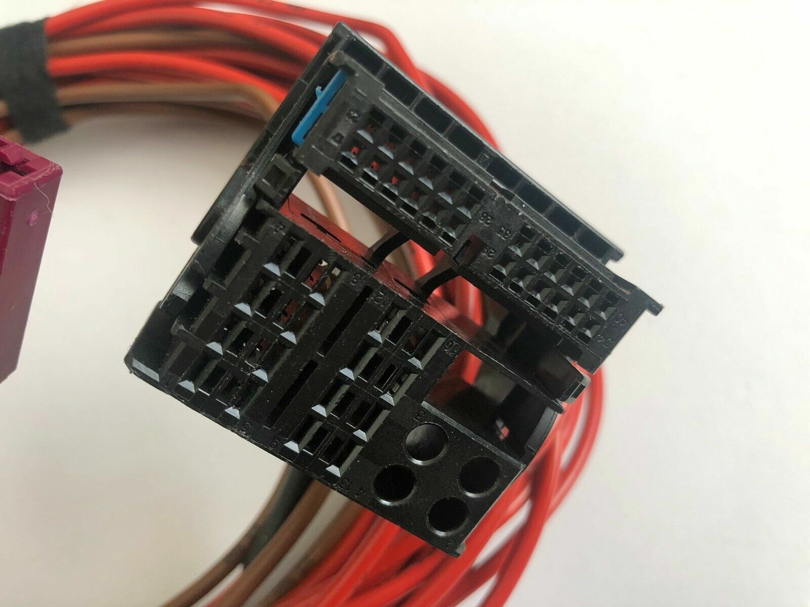 OEM bmw Iso quadlock connector Power Cable Kabel for NBT, NBT EVO | eBay