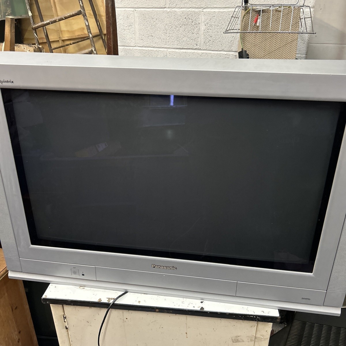 Panasonic Crt Tv Practical 1980s 1990s Panasonic TC 430G 15" Portable